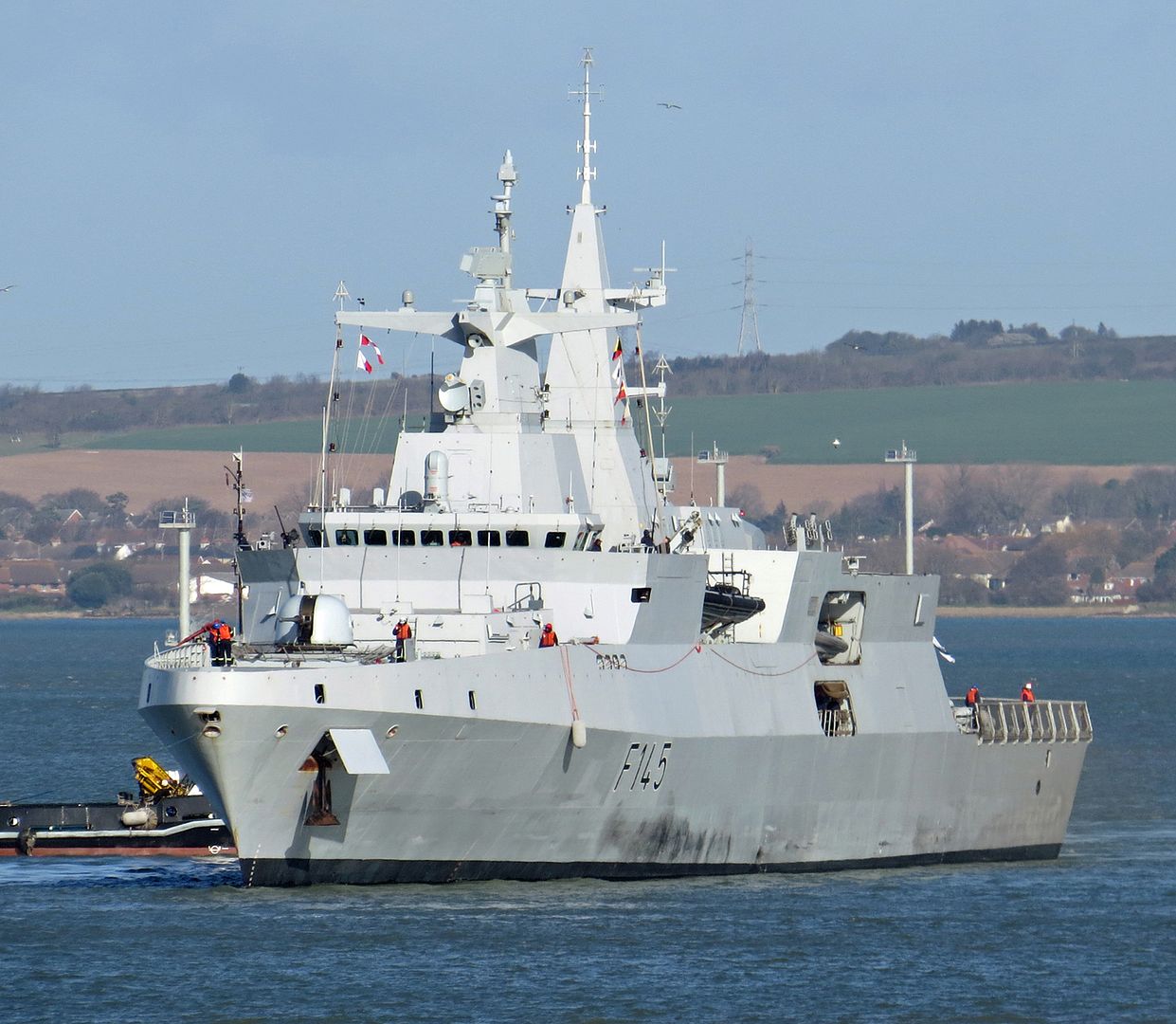 SAS Amatola F145 Departing Portsmouth - Maritime Modern - Britmodeller.com